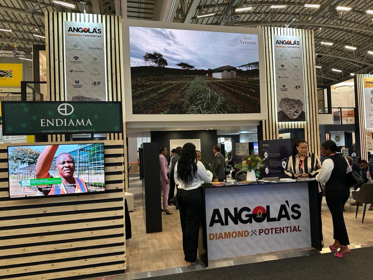 FOTO REPORTAGEM MINING INDABA – 2024 - Endiama